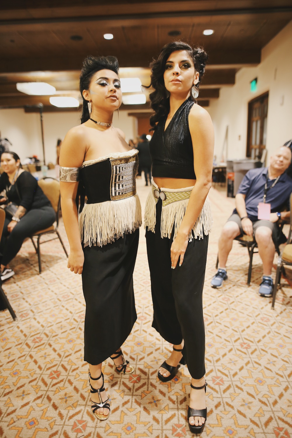 Shiny Drop Fashion Show – Kadusné